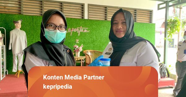 Petugas Lapas Perempuan Batam Jalani Tes Urine Secara Acak | kumparan.com Petugas Lapas Perempuan Batam Jalani Tes Urine Secara Acak | kumparan.com